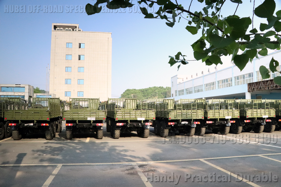 Dongfeng EQ2102 Six wheel drive off -road truck -classic models with ...